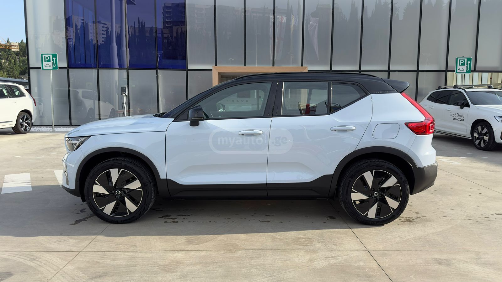 იყიდება Volvo XC 40 2024 | MYAUTO.GE ავტომობილების ყიდვა გაყიდვა, გაქირავება