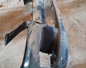 იყიდება წინა ბამპერი Lexus LX