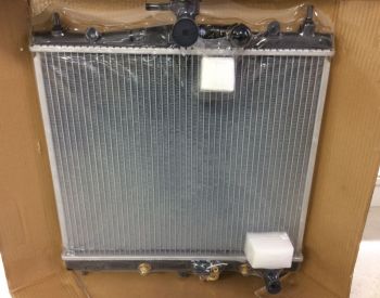 Nissan note march micra radiatori